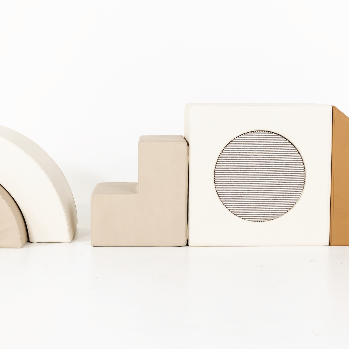 Get To Know Our Playsets – Gathre