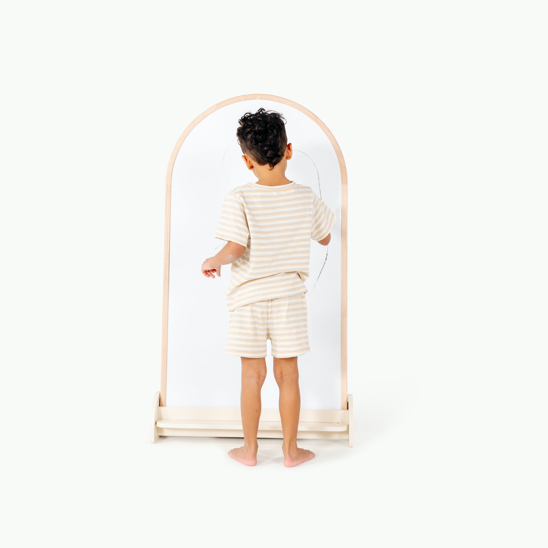 Arched Chalkboard Stand – Gathre