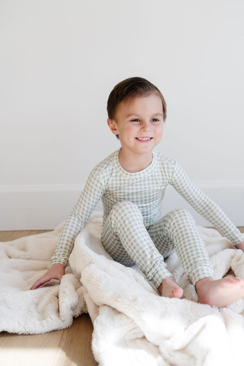 PJ Set in Juniper Gingham – Gathre